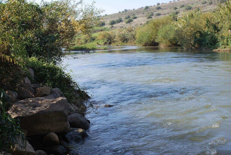 The Parting Of The River Jordan - Daily Christian Devotionals
